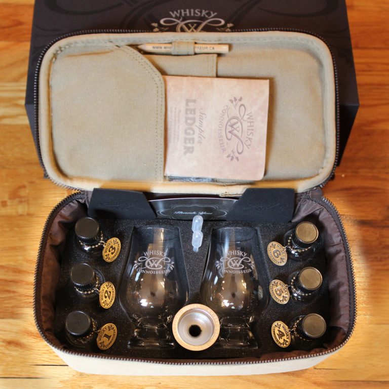 Canvas Whisky Travel Kit | Whisky Connoisseur